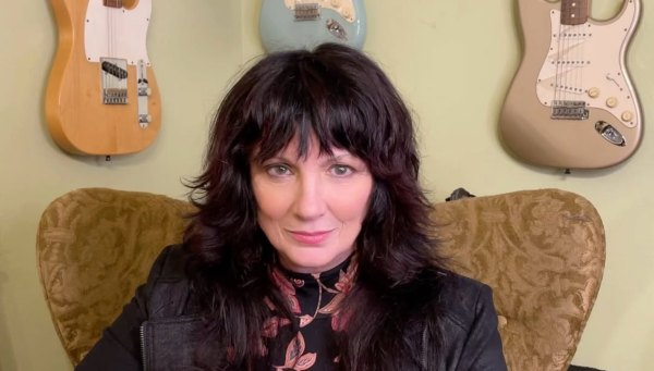 Meredith Brooks Released ‘Bitch’ 28 Years Ago: Where Is She Now? (Excl ...