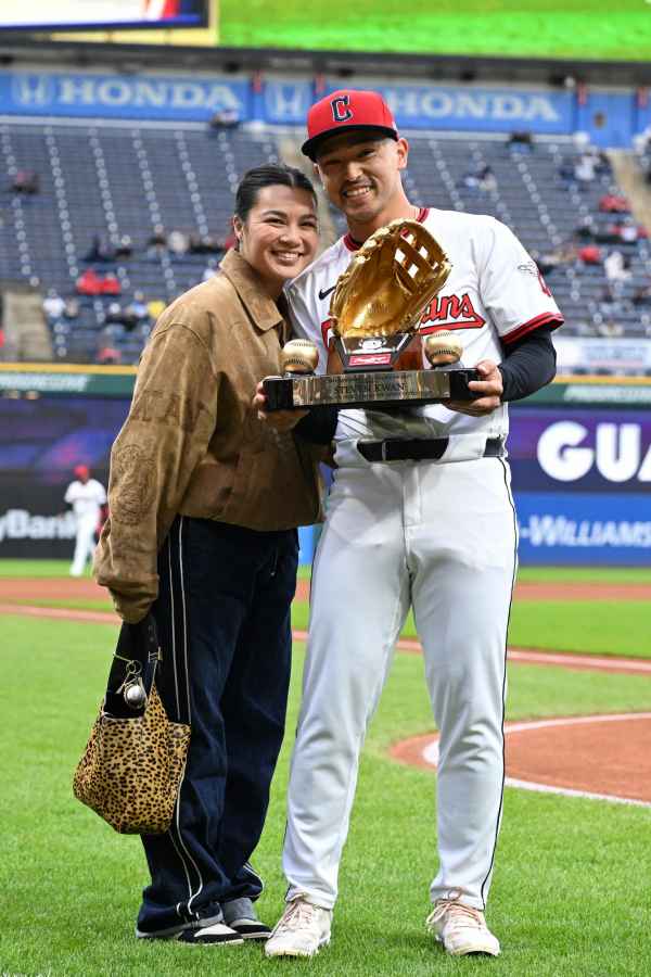 Guardians' Steven Kwan Addresses Major Pay Disparity With Nurse Wife ...