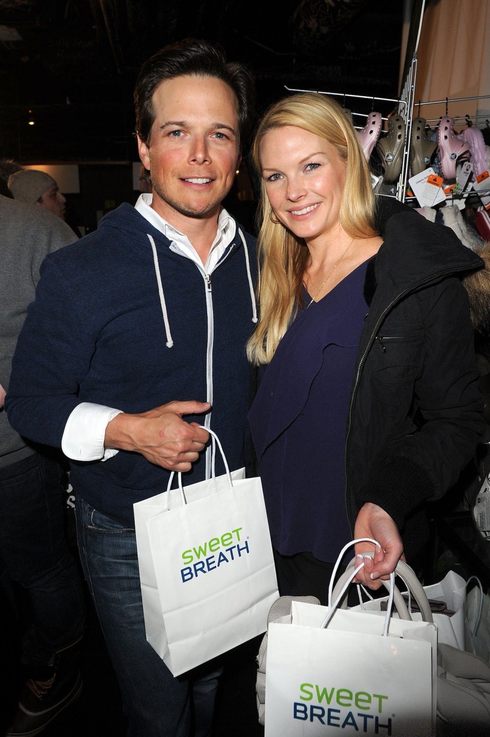 Scott Wolf Demanded Ex Kelley Be Found in Contempt Days Before Rehab ...