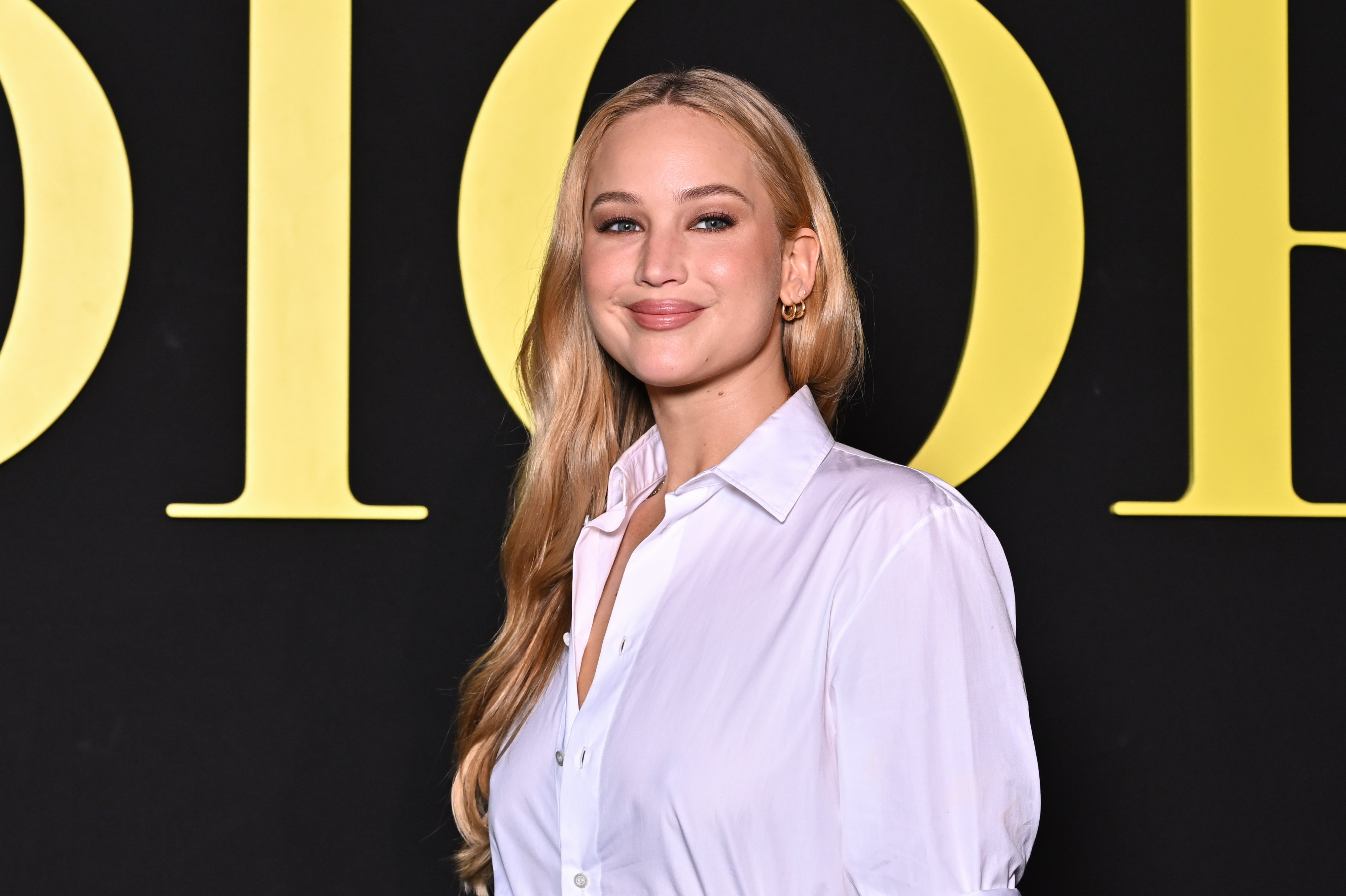 Jennifer Lawrence's Comfy Fall Flats Style Is Just $16 on Amazon | Us ...