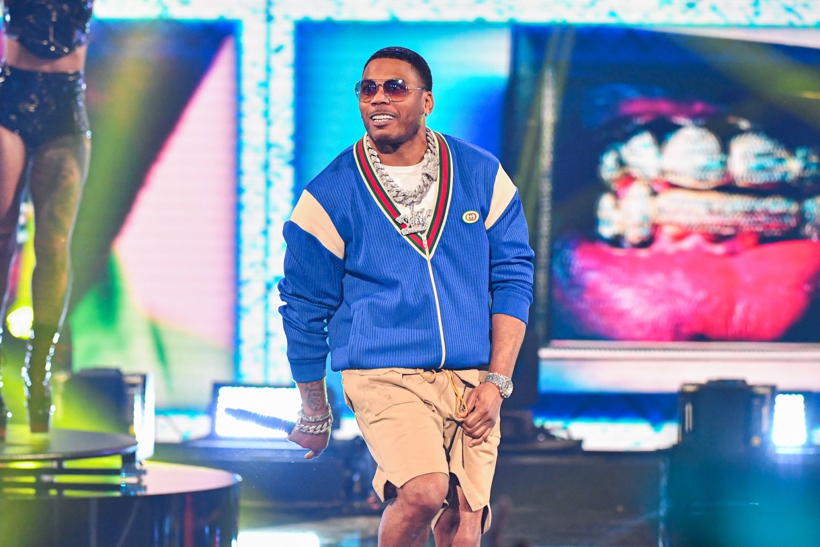 Rapper Nelly Denies Security Guard’s Shoving Claim: Watch Excl Video ...