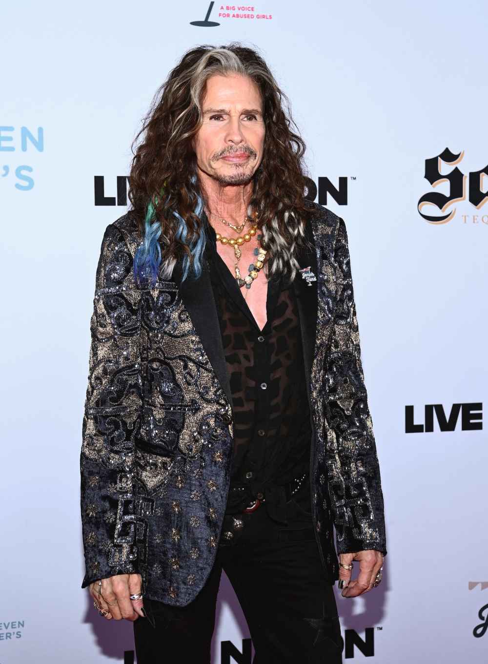Can Steven Tyler Still Sing? Aerosmith Rocker's Vocal Injury Explained ...