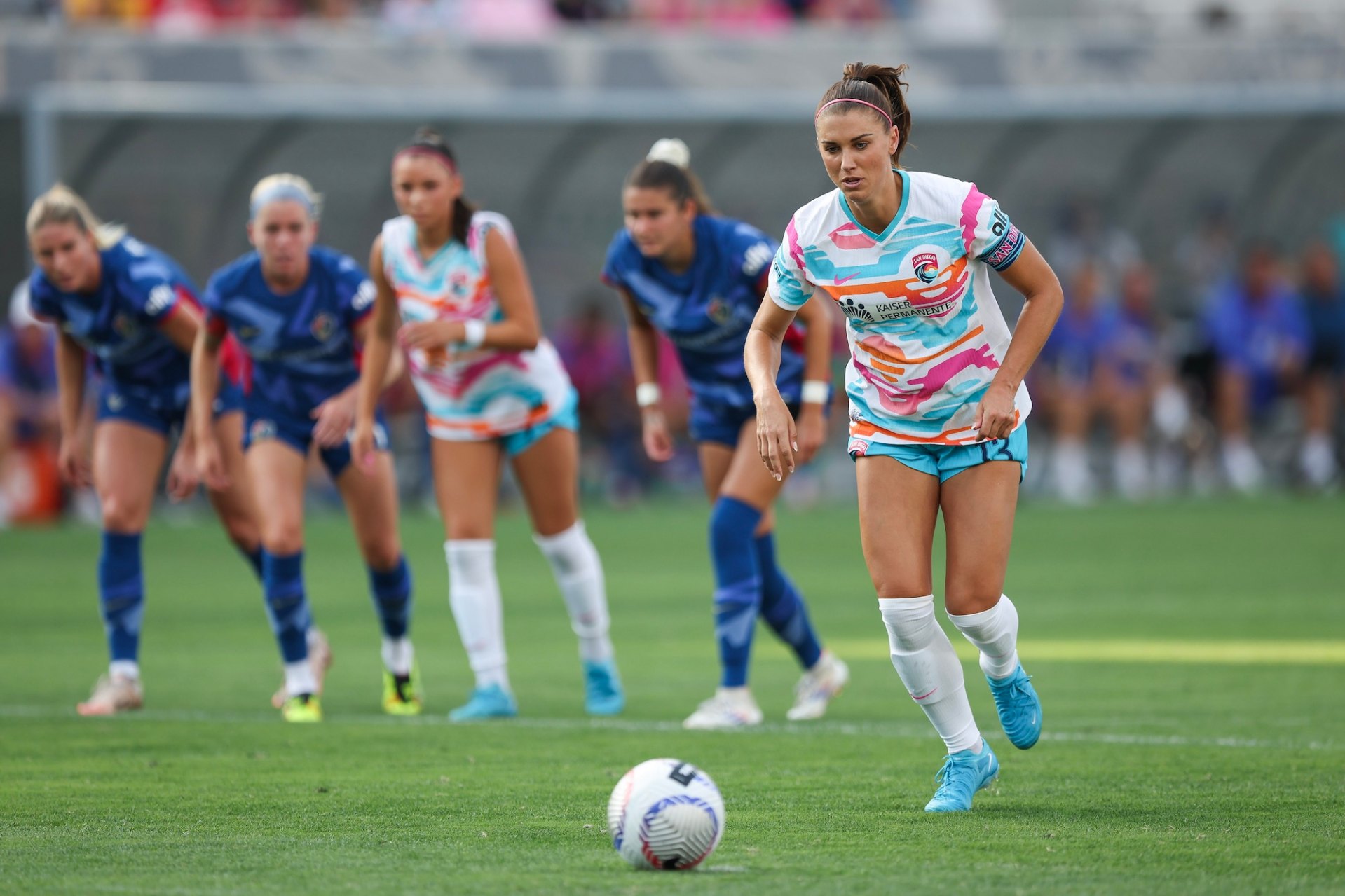 How Much Alex Morgan Made in Her First NWSL Season | Us Weekly