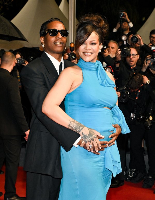 How Many Kids Does Rihanna Have? Meet Her 3 Children With ASAP Rocky ...