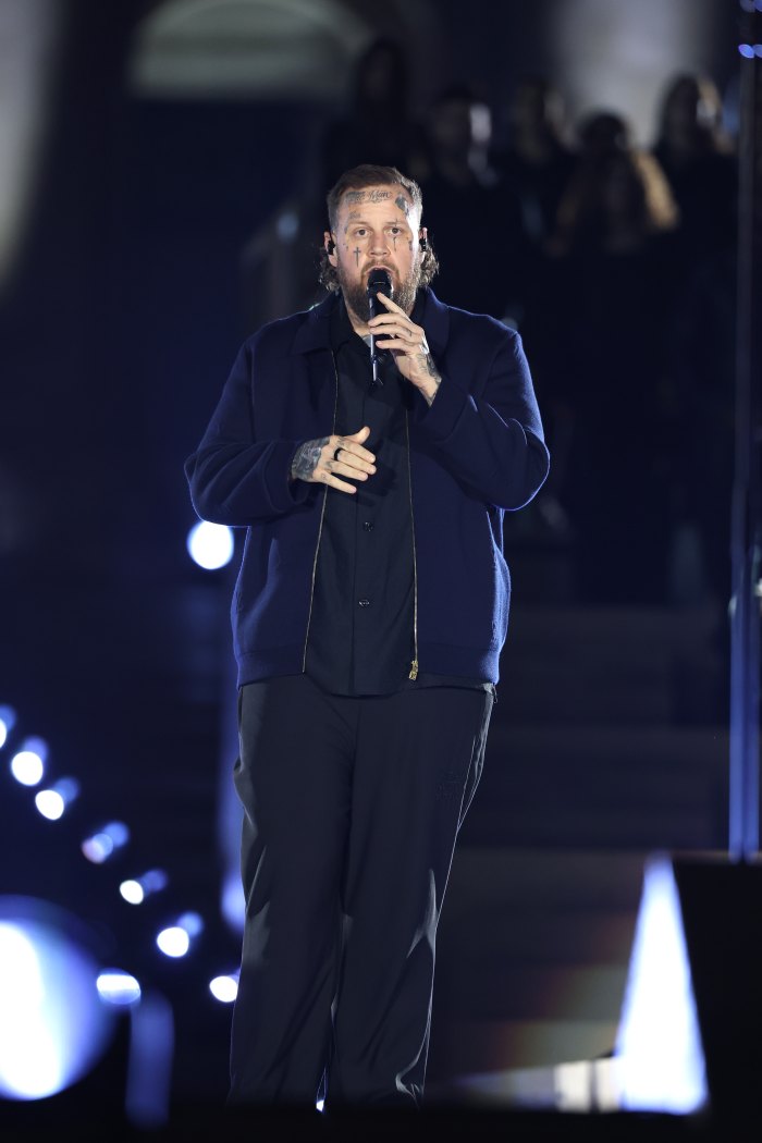 Jelly Roll Reveals He Fits in Louis Vuitton Amid Weight Loss Journey ...