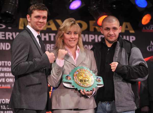 Who Is Christy Martin? 5 Things to Know About the Former Pro Boxer | Us ...