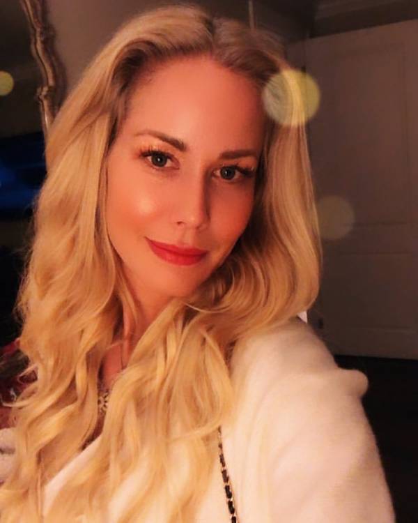 Hulk Hogan’s Wife Sky Signs Off on Nick Taking Over $5 Million Estate ...