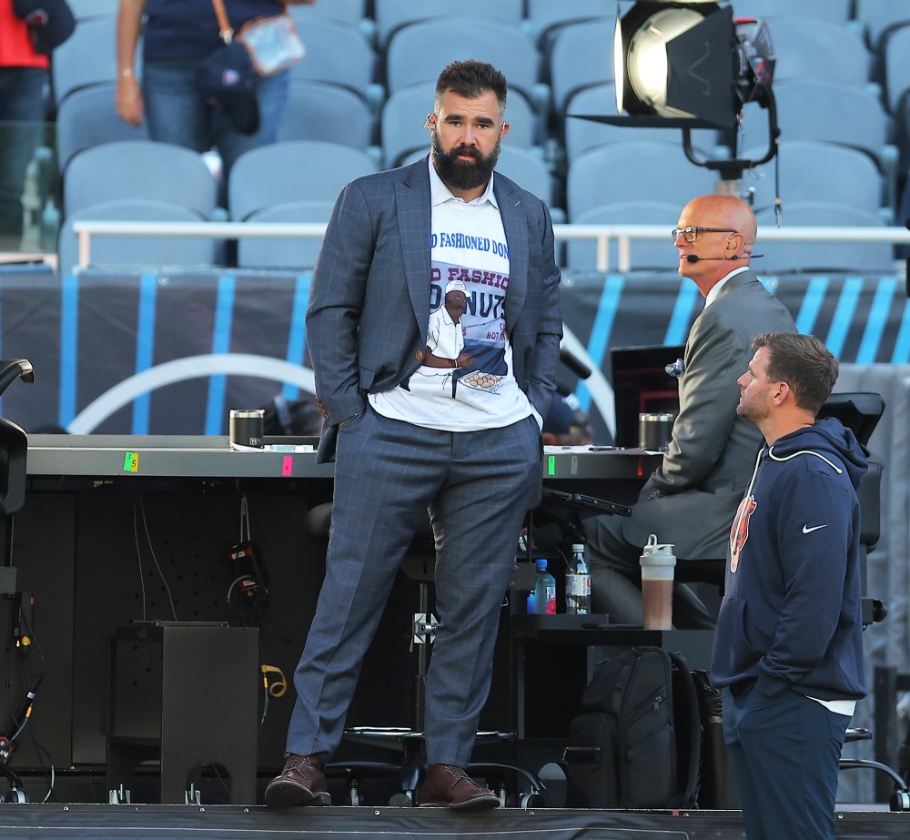 Jason Kelce Explains the Strange T-Shirt He Wore Under His Suit on ESPN ...