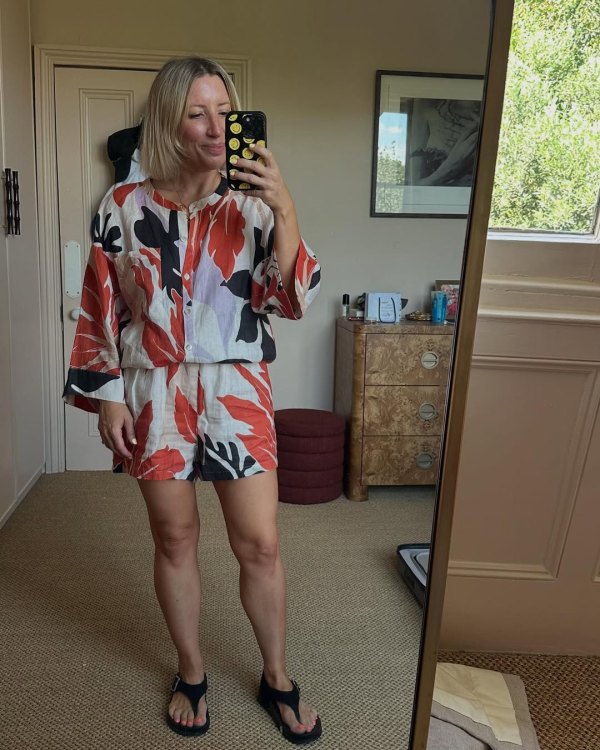 Jess Hurrell Dead Following Cancer Battle: Influencer Was 42 | Us Weekly