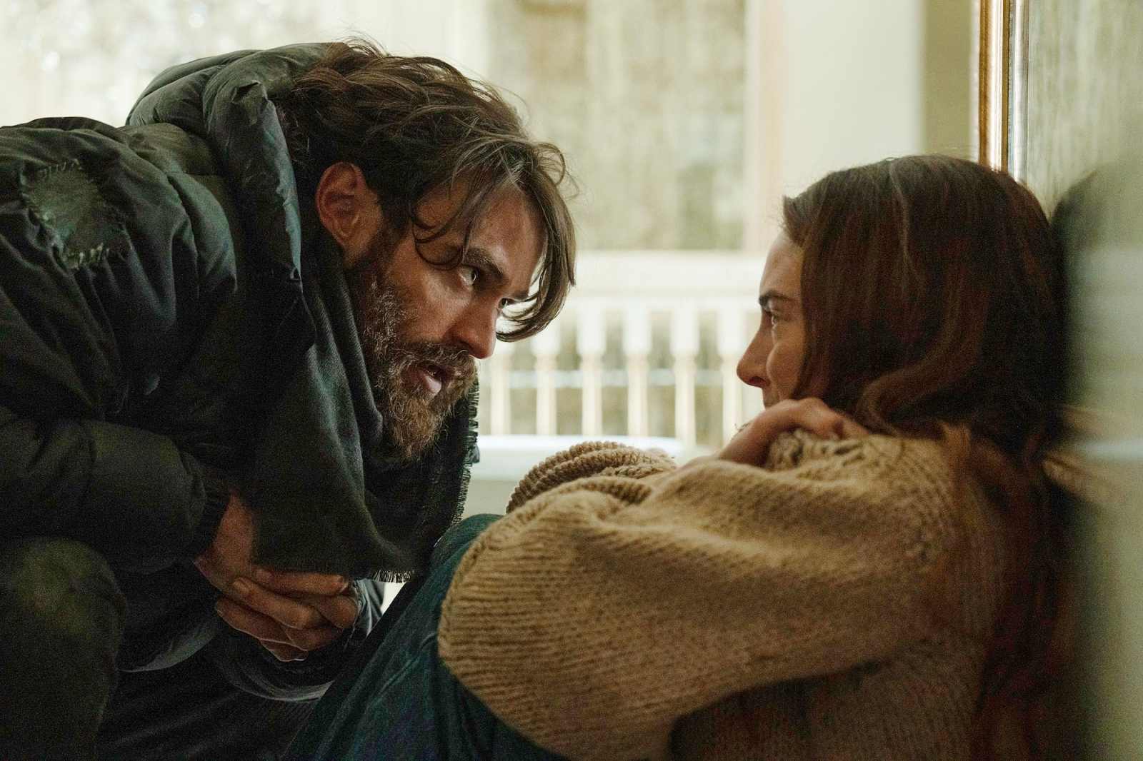 Who Does Shailene Woodley Play on Paradise? Birth Scene, Death ...