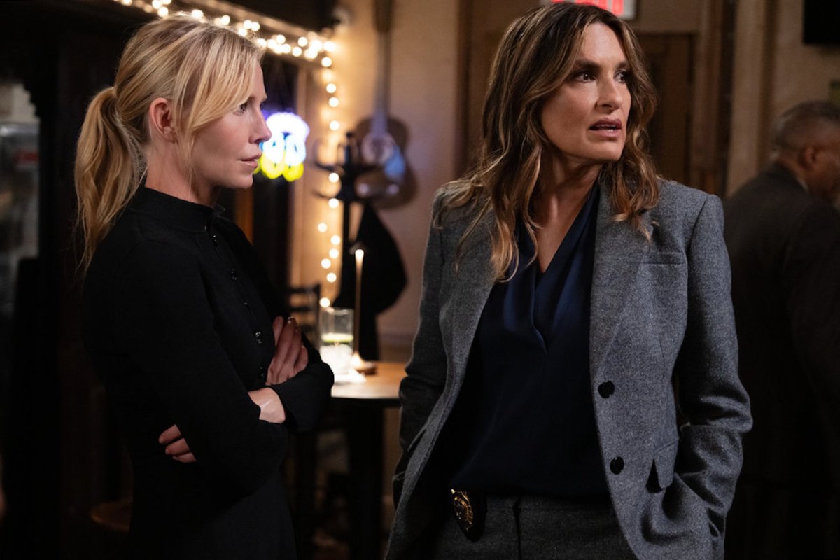 SVU's Aime Donna Kelly on Cast Shakeups, Kelli Giddish's Return (Excl ...