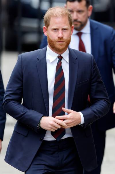 Prince Harry Hasn't 'Given Up Hope' of Family's UK Return: Report | Us ...