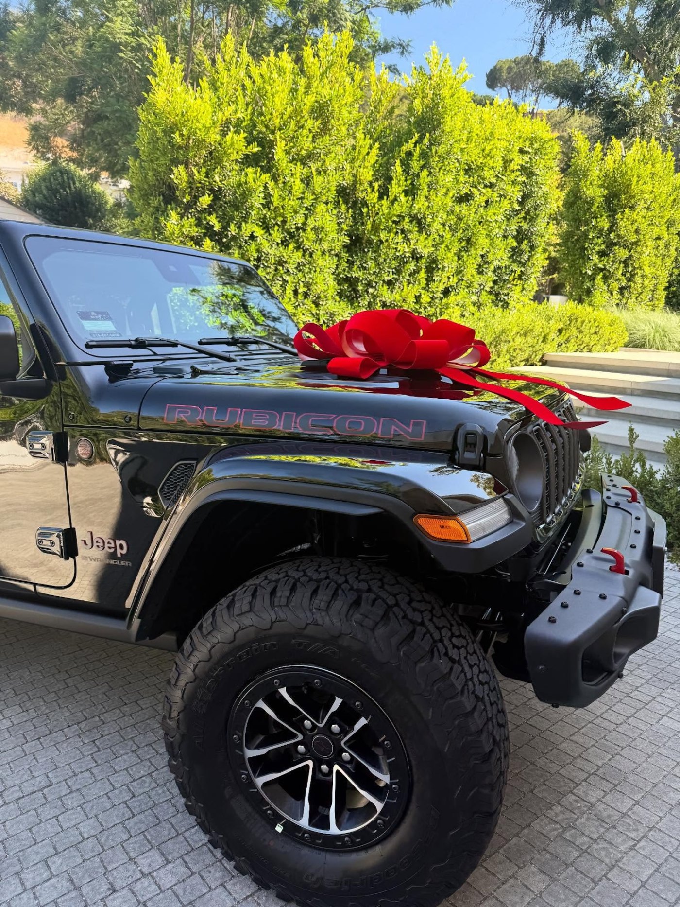 Sarah Michelle Gellar, Freddie Prinze Gift Daughter a Car for Sweet 16 ...