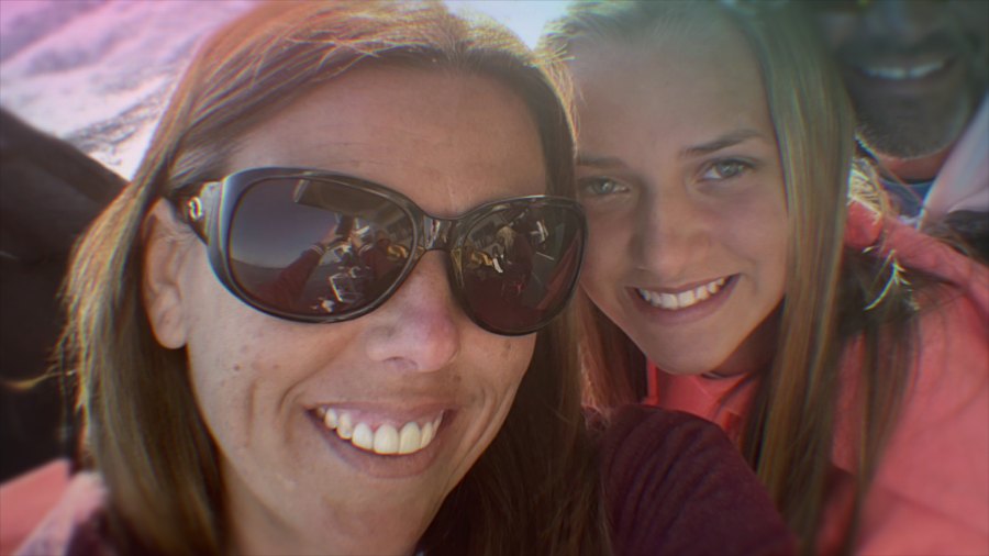 Where Are Lauryn Licari, Mom Kendra Licari After Cyberstalking Scandal ...