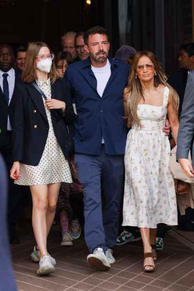 Violet Affleck's Activism: From Mask Mandates to Climate Advocacy | Us ...