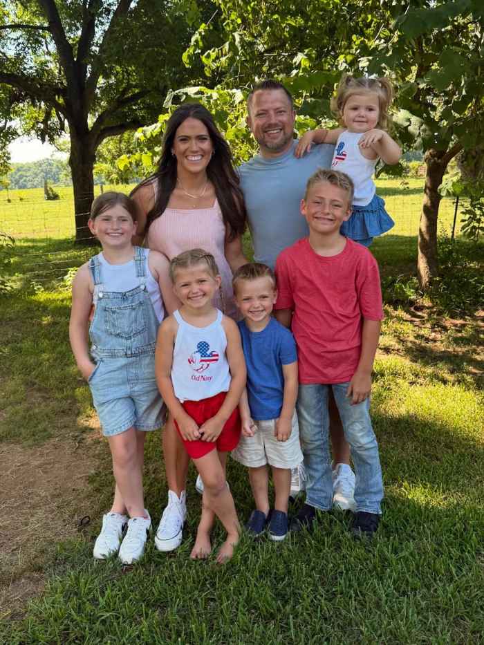 Bringing Up Bates' Zach Bates and Wife Whitney Bates Expecting 6th Baby ...