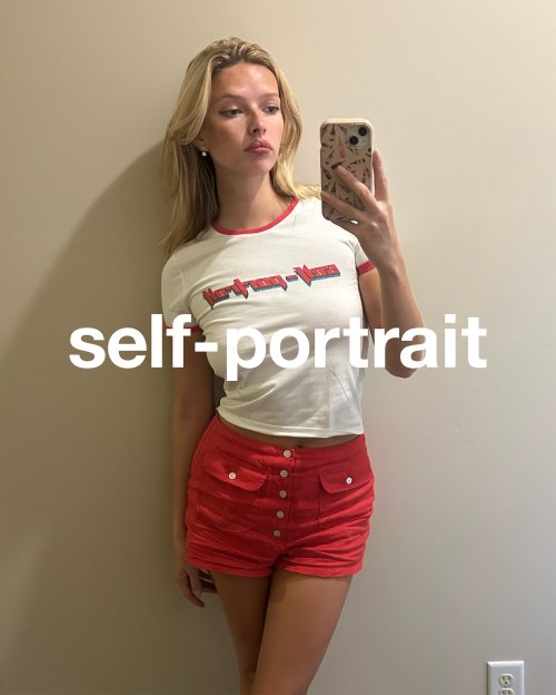 Apple Martin Secures Major Fashion Deal as New Face of Self-Portrait ...