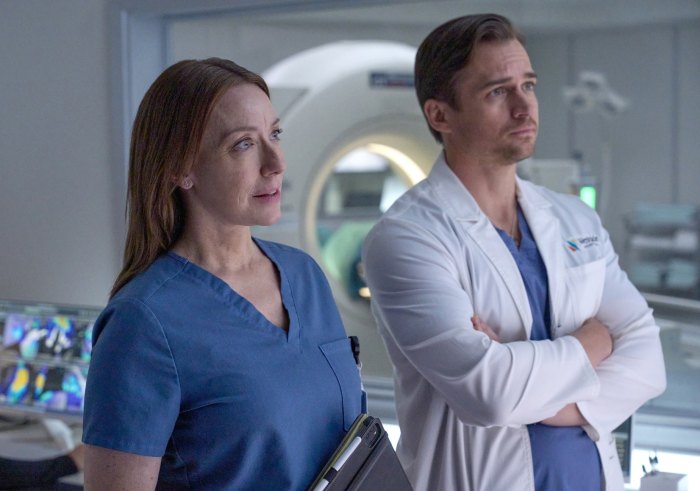 I Love The Pitt, but Netflix Recently Added a New Doctor Drama That's ...