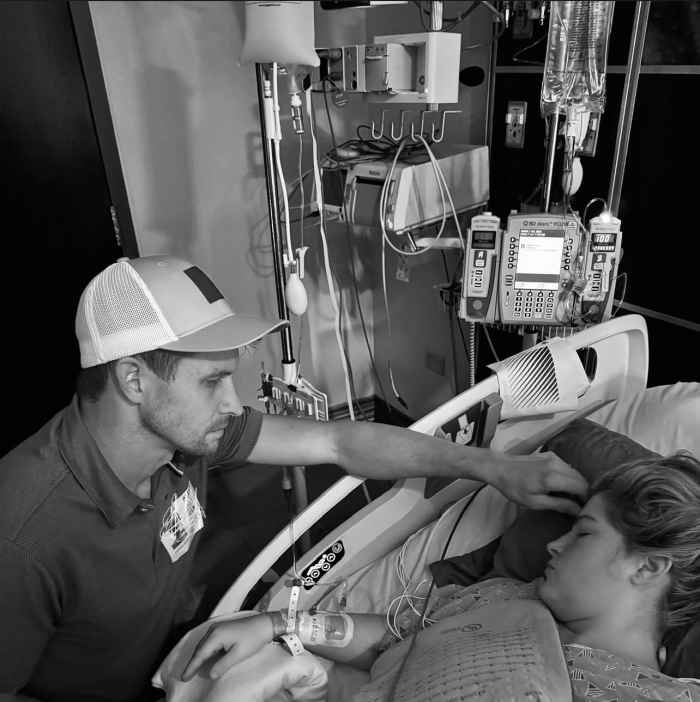 Bringing Up Bates' Erin Bates Is in Septic Shock After Welcoming Baby ...