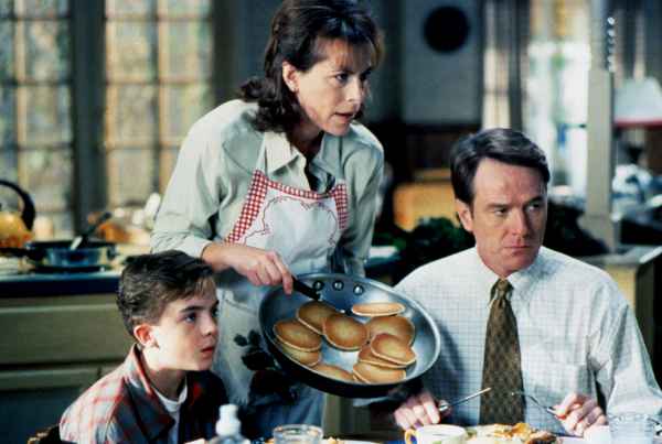 Which Malcolm in the Middle Stars Are — And Aren't — Returning for ...