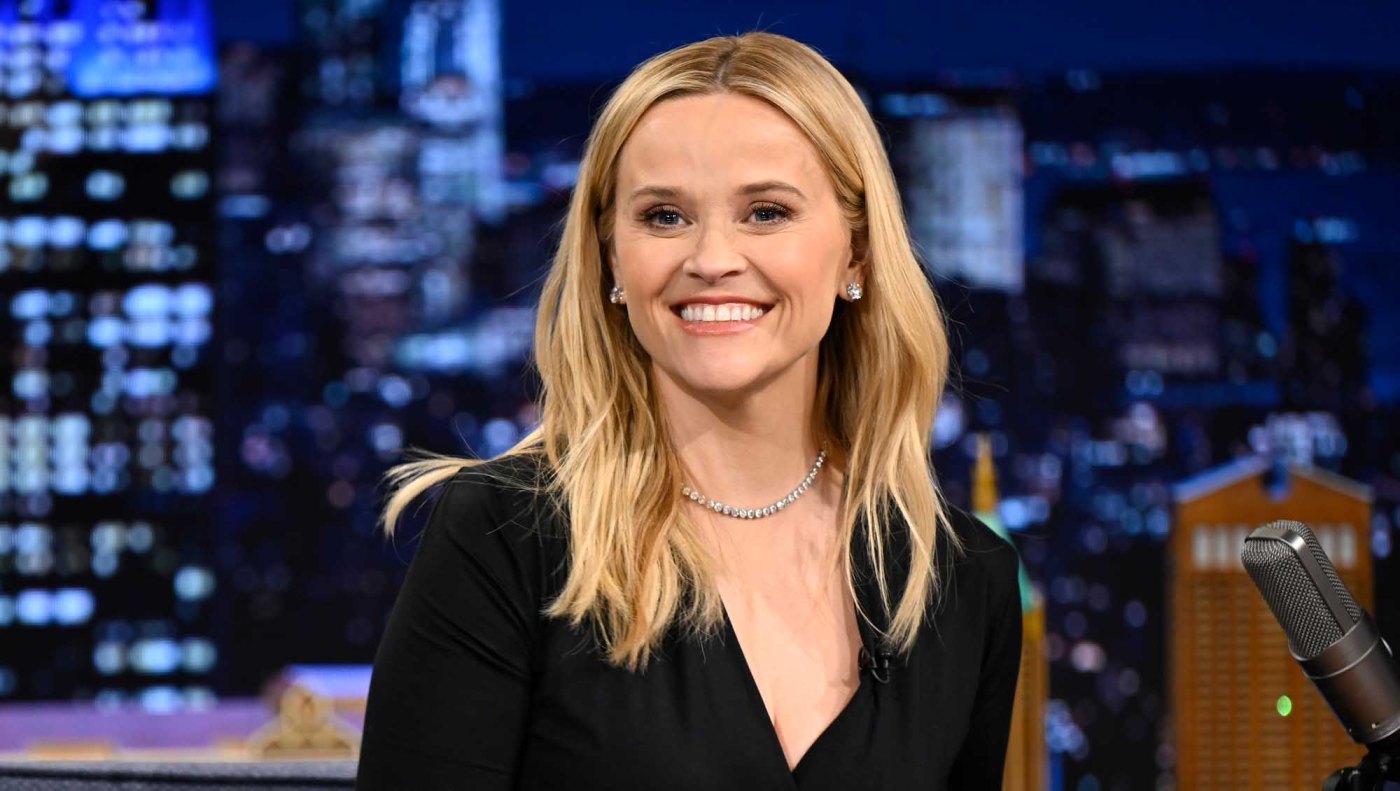 Recreate Reese Witherspoon's Cozy Chic Fall Style for $27 | Us Weekly