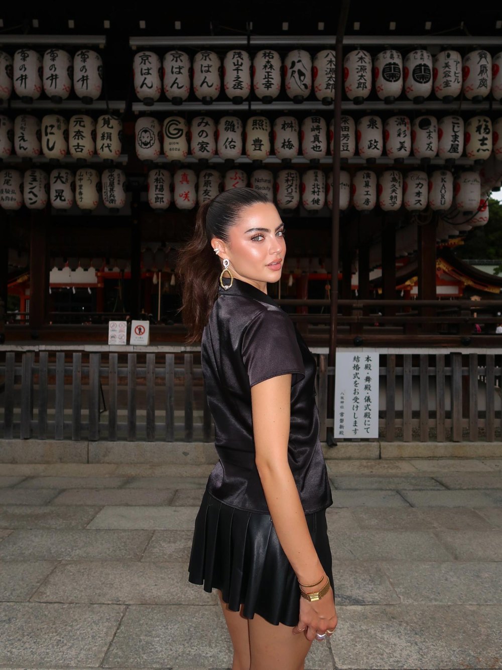 Rachael Kirkconnell Hits Japan in Style, Pokes Fun at Ex-BF Matt James ...