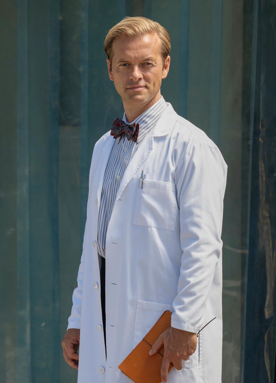 Adam Campbell on NCIS Origins' Ducky and Gibbs Reunion, Easter Eggs ...