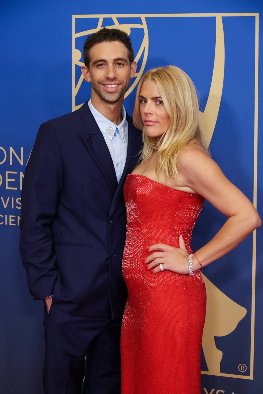 Busy Philipps Is Dating Soap Star Blake Berris, Makes Red Carpet Debut ...