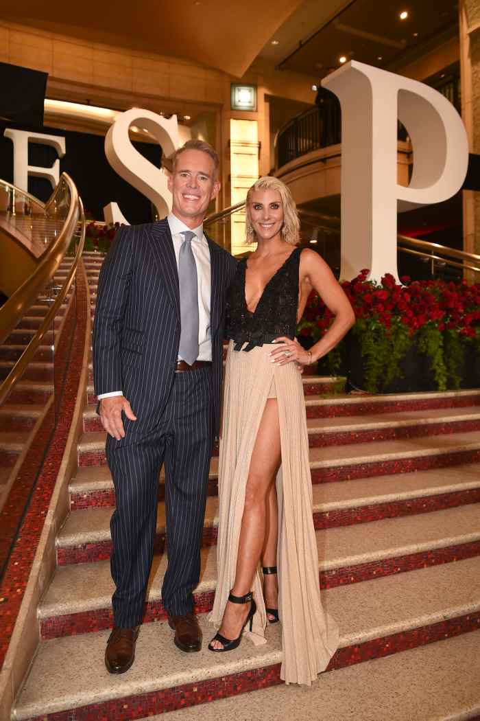 ESPN's Joe Buck Explains Having to 'Stalk' Wife to Convince Her to Date ...