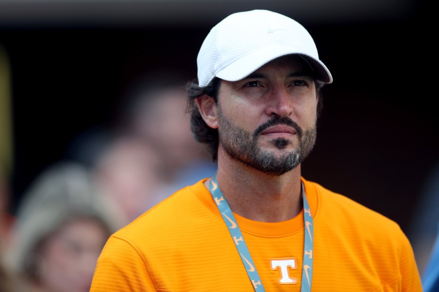 Who Is Tony Vitello? 5 Things to Know About the San Francisco Giants ...