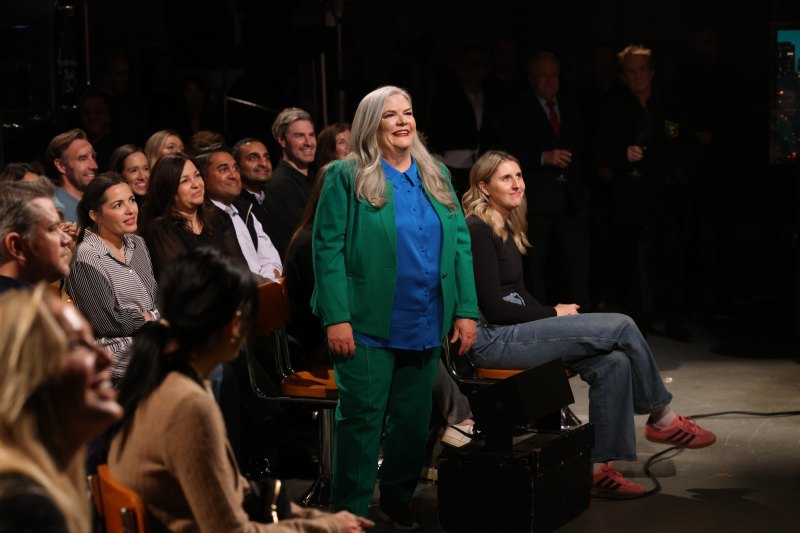 Revisiting Saturday Night Live's Spartan Cheerleaders 30 Years Later ...