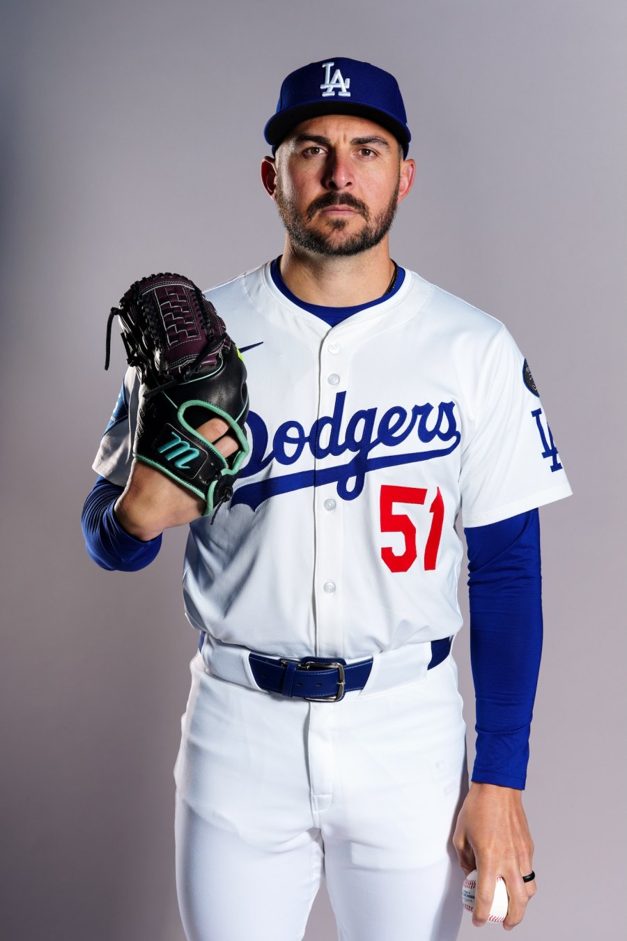 L.A. Dodgers' Alex Vesia and Wife Kayla Mourn Death of Their Daughter ...