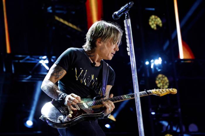 All the Changes Keith Urban Made in His Life Amid Nicole Kidman Split ...