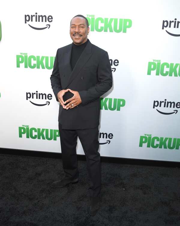 Eddie Murphy Gives Rare Glimpse of Home, Life as Dad of 10 in Doc ...
