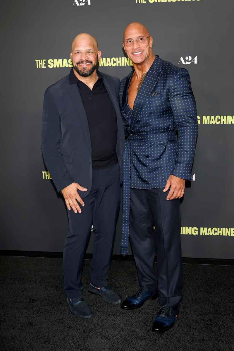 Who Is Mark Kerr? Meet MMA Fighter Who Inspired The Smashing Machine ...