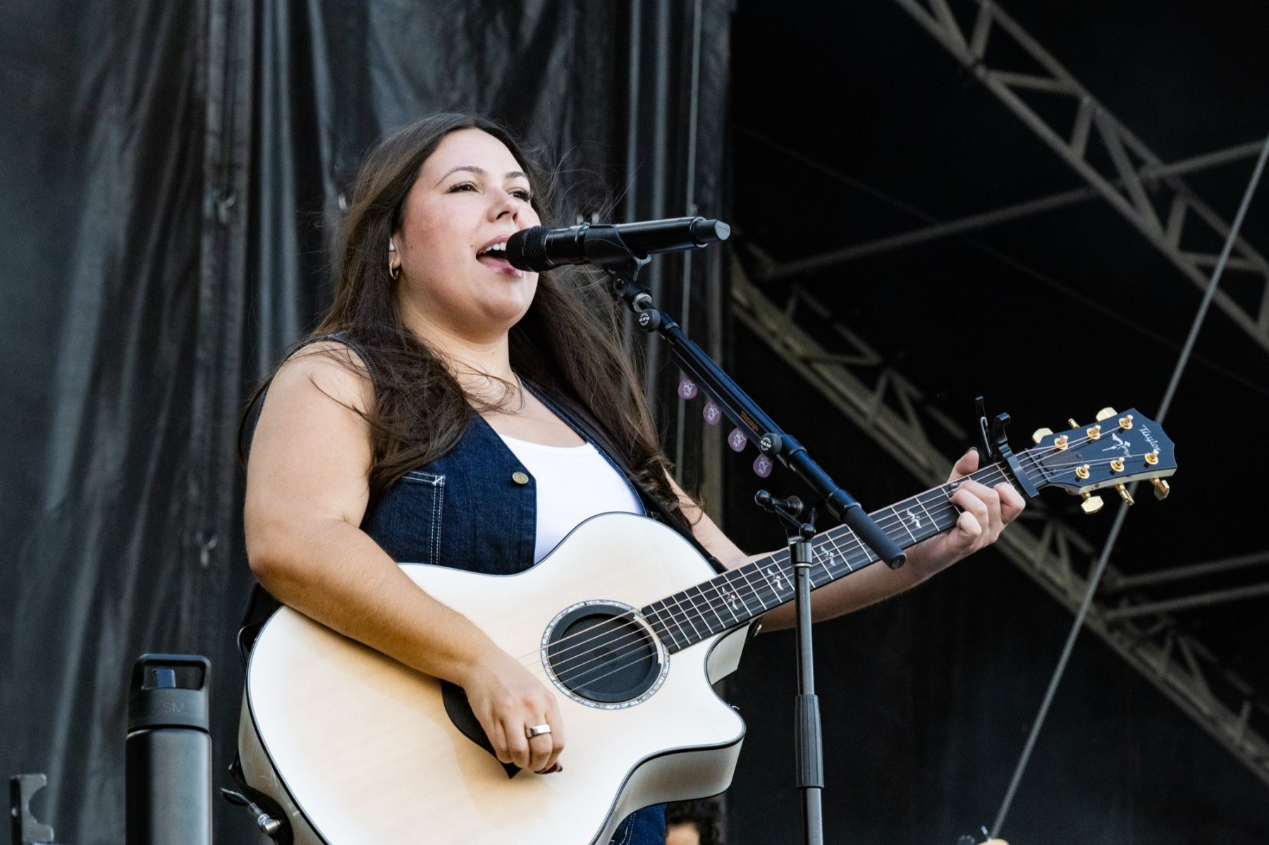 Gigi Perez Talks 'Trauma' of Sister's Death, Navigating Backlash (Excl ...