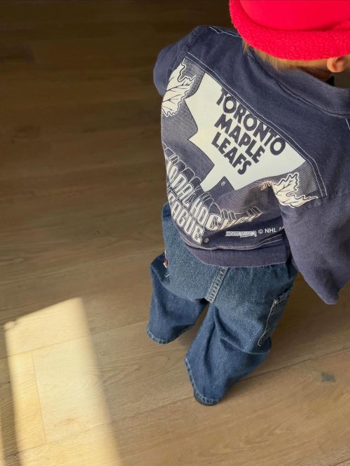 Hailey Bieber Shows Son Jack's Fall Style With Justin's Throwback Merch ...
