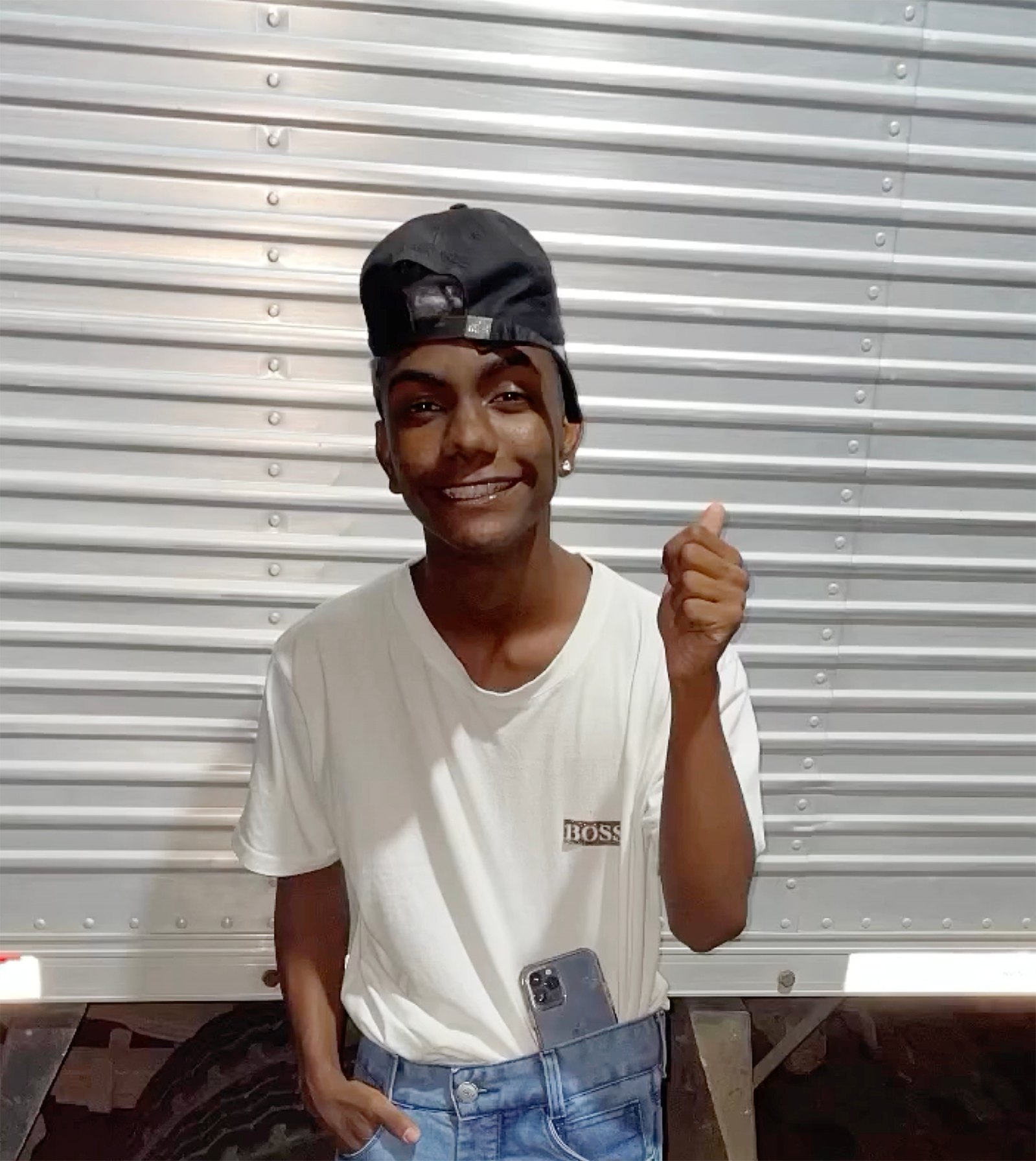 Brazilian Influencer Valioso Dies at 20 While on Vacation: Report | Us ...