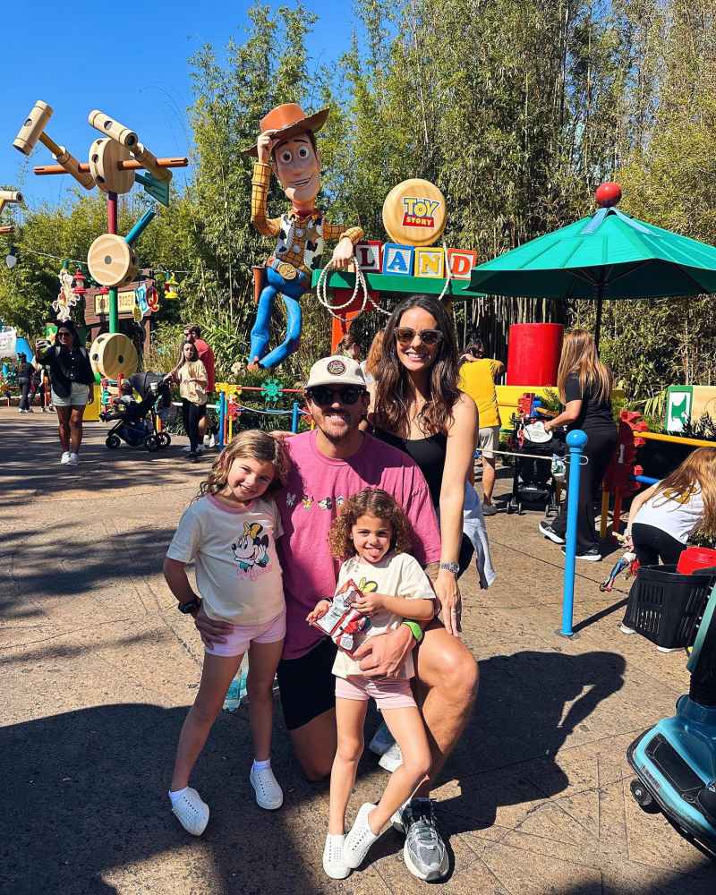 Blue Jays' Kevin Gausman's Family Guide: Wife Taylor and 2 Daughters ...