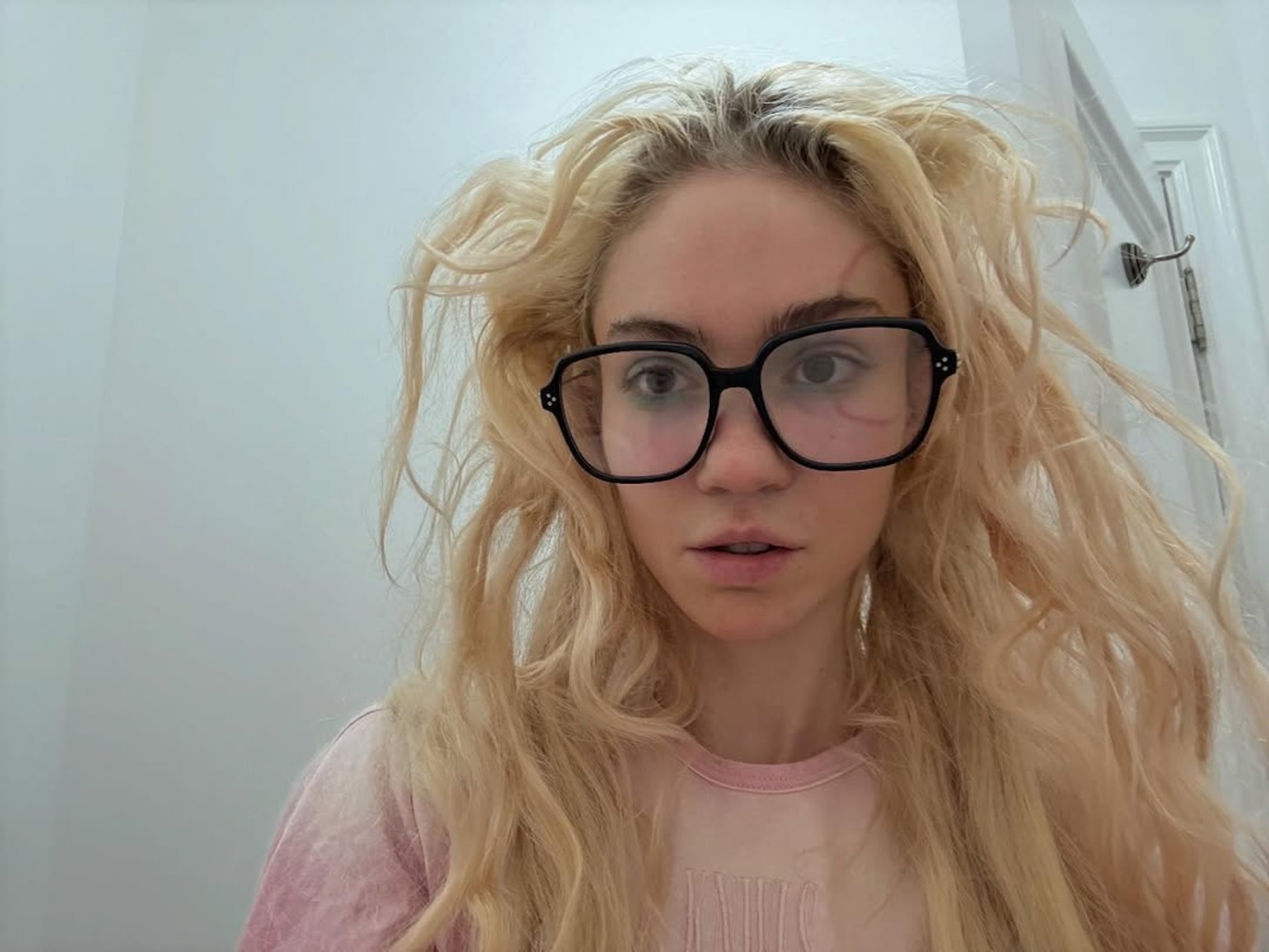 Grimes Debuts Face Tattoo After 10 Years 'Emotionally Working Up’ to It ...