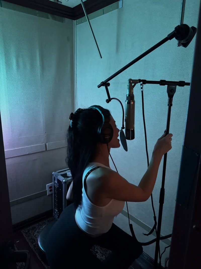 Kylie Jenner Releases 1st-Ever Song 'Fourth Strike' as King Kylie | Us ...