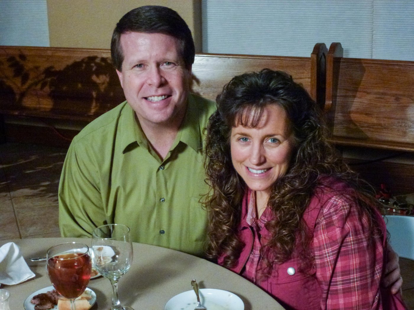 Michelle and Jim Bob Duggar Make Rare Appearance in New Family Footage ...