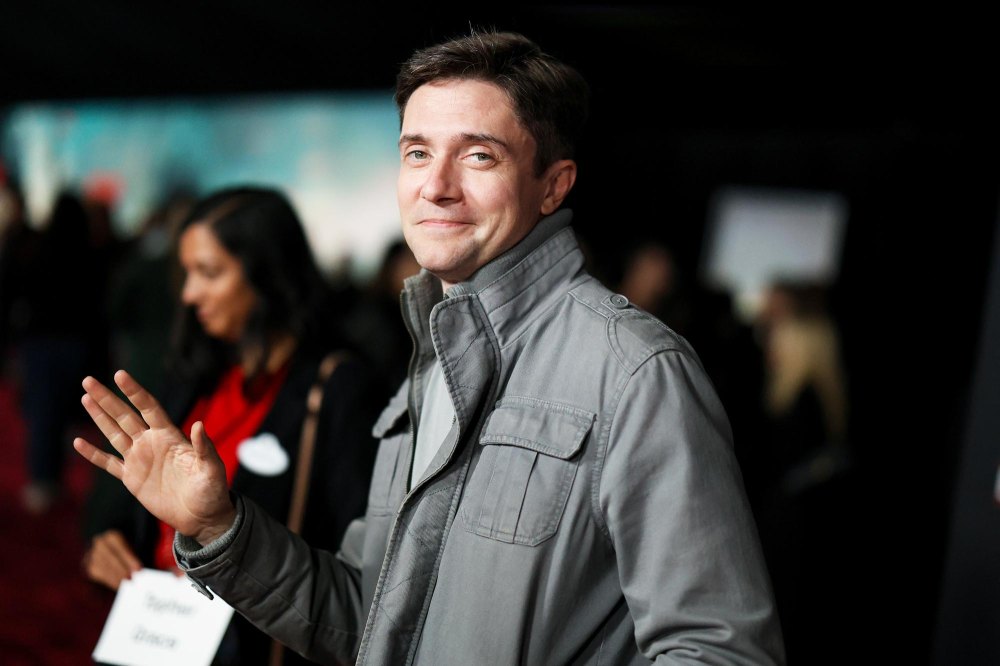 Topher Grace Says That 90s Show Was Better Than a High School Reunion ...