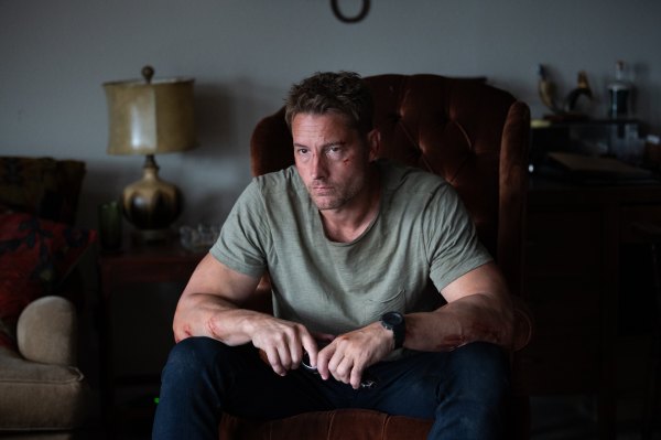 Justin Hartley's Tracker Costar Reveals Experience on the Show After ...