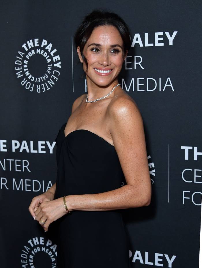 Meghan Markle Being Announced by Sussex Title Gets Mixed Results | Us ...