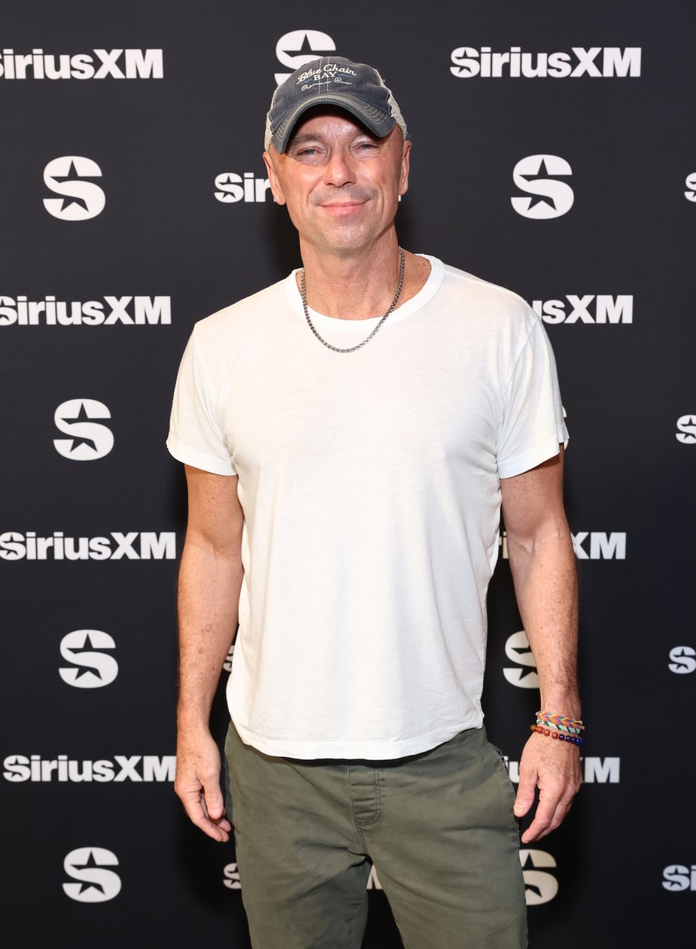 Kenny Chesney Blames Mom for Losing His Hair as a Teen in New Book | Us ...