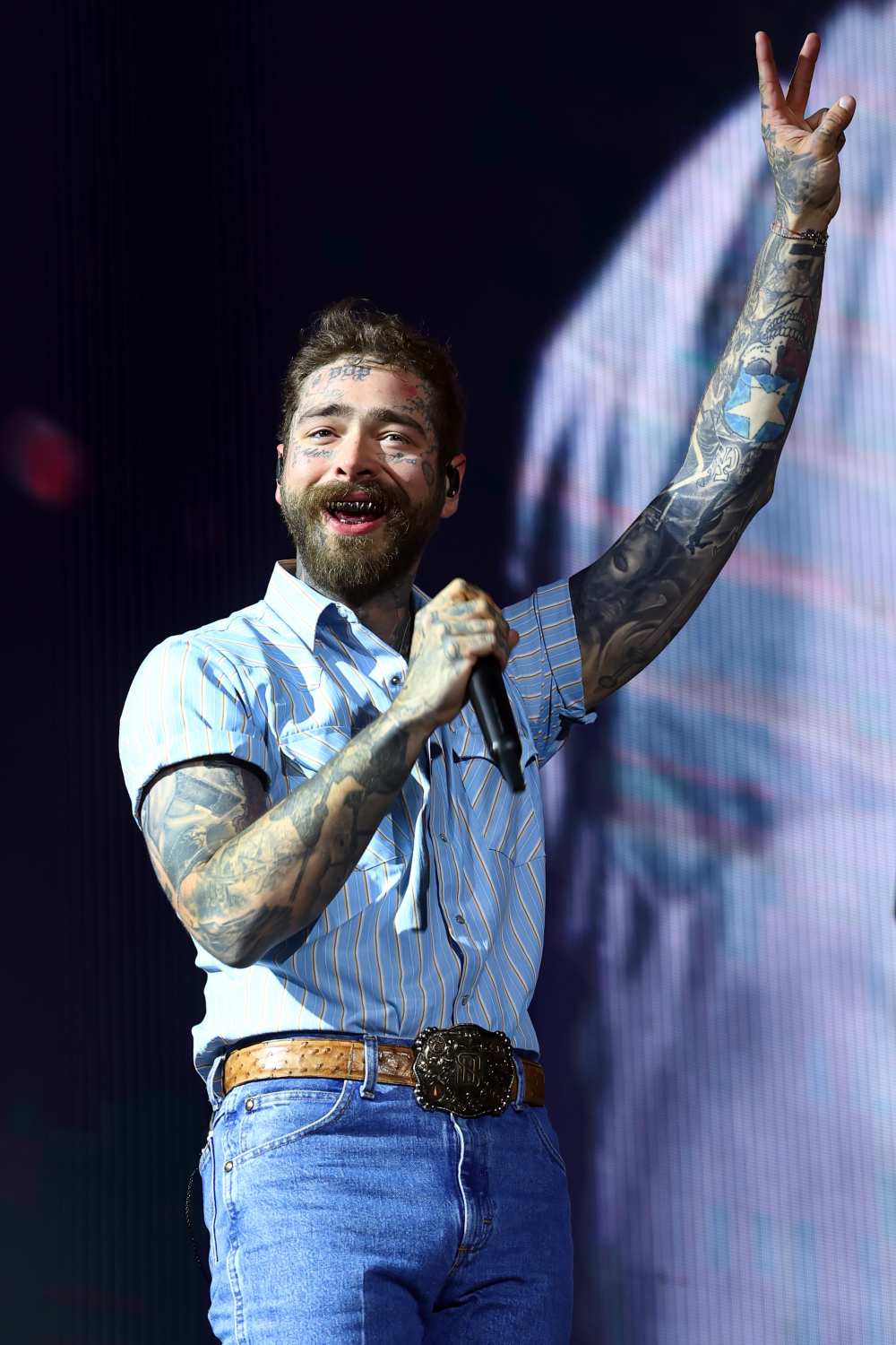 Post Malone's Dad Worked for Cowboys Before Thanksgiving Halftime Show ...