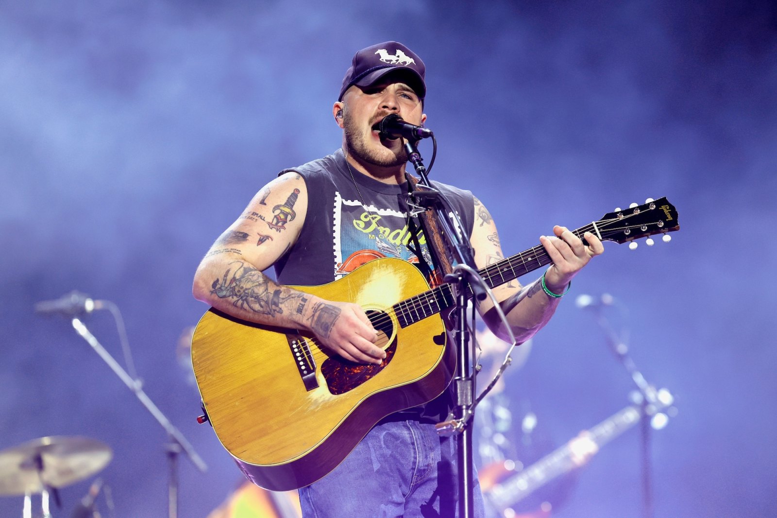 Zach Bryan Is 2 Months Sober After Struggling With Mental Health | Us ...