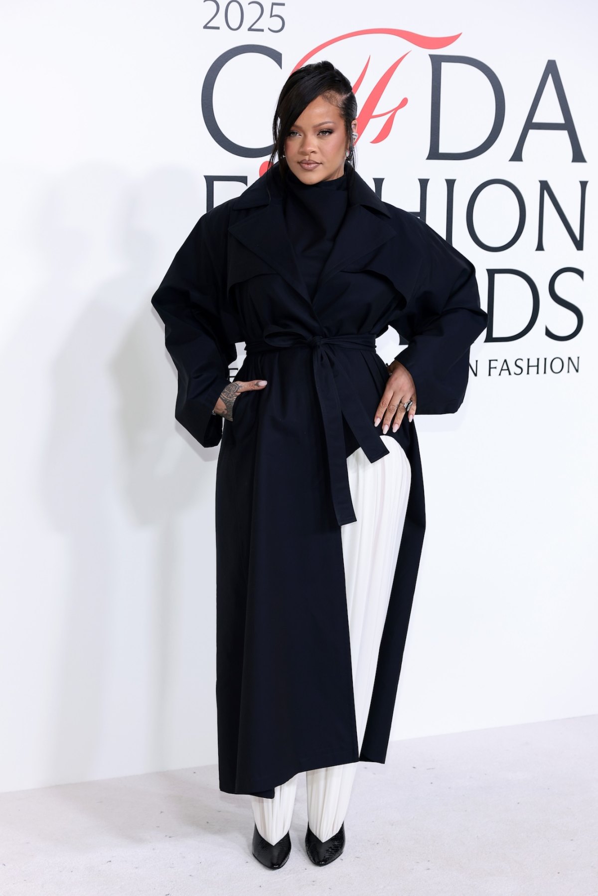 Rihanna Makes 1st Red Carpet Appearance After Birth of Baby No. 3 | Us ...