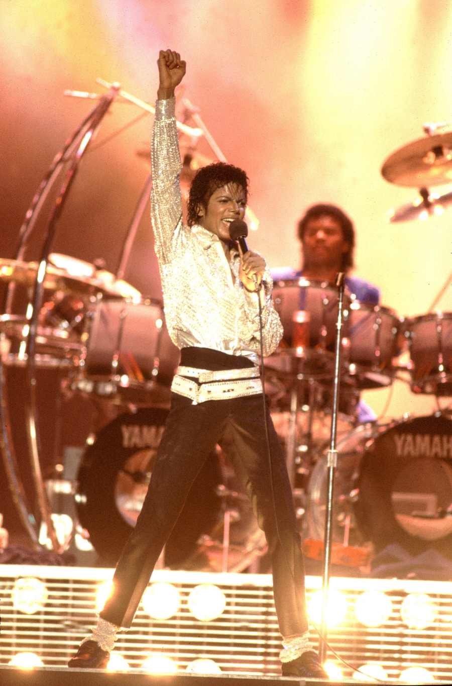 Siblings Accusing Michael Jackson of Abuse Reveal Settlement Details ...